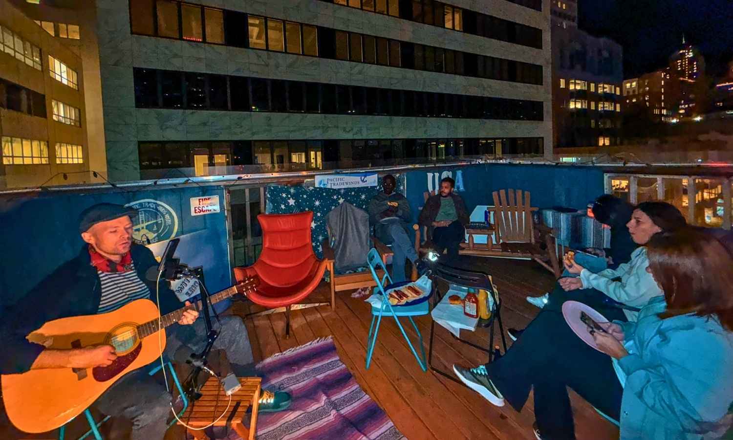 ITH San Francisco Pacific Tradewinds Backpacker Hostel - ITH Hostels